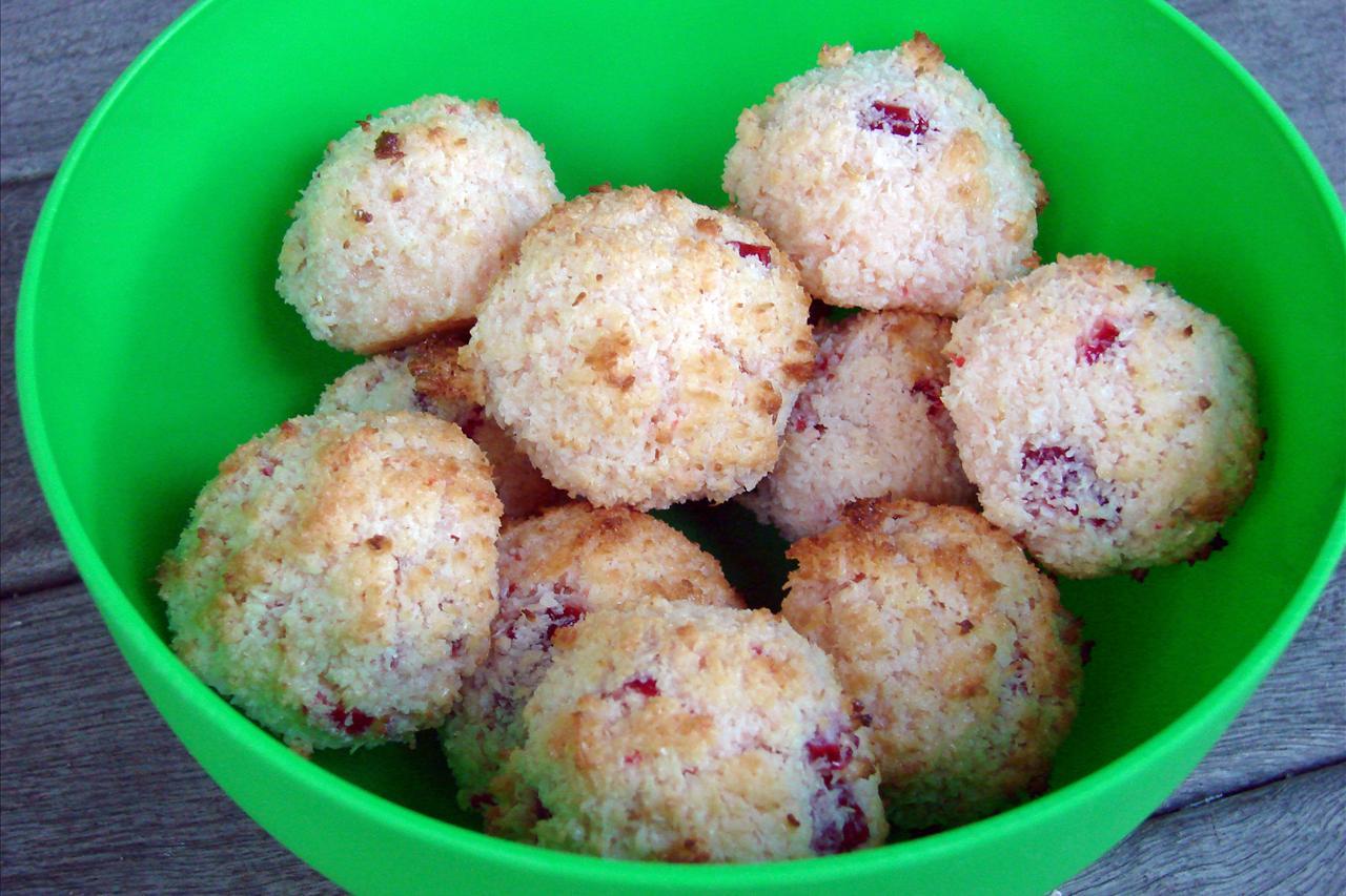 Cherry coconut balls - ABC Everyday