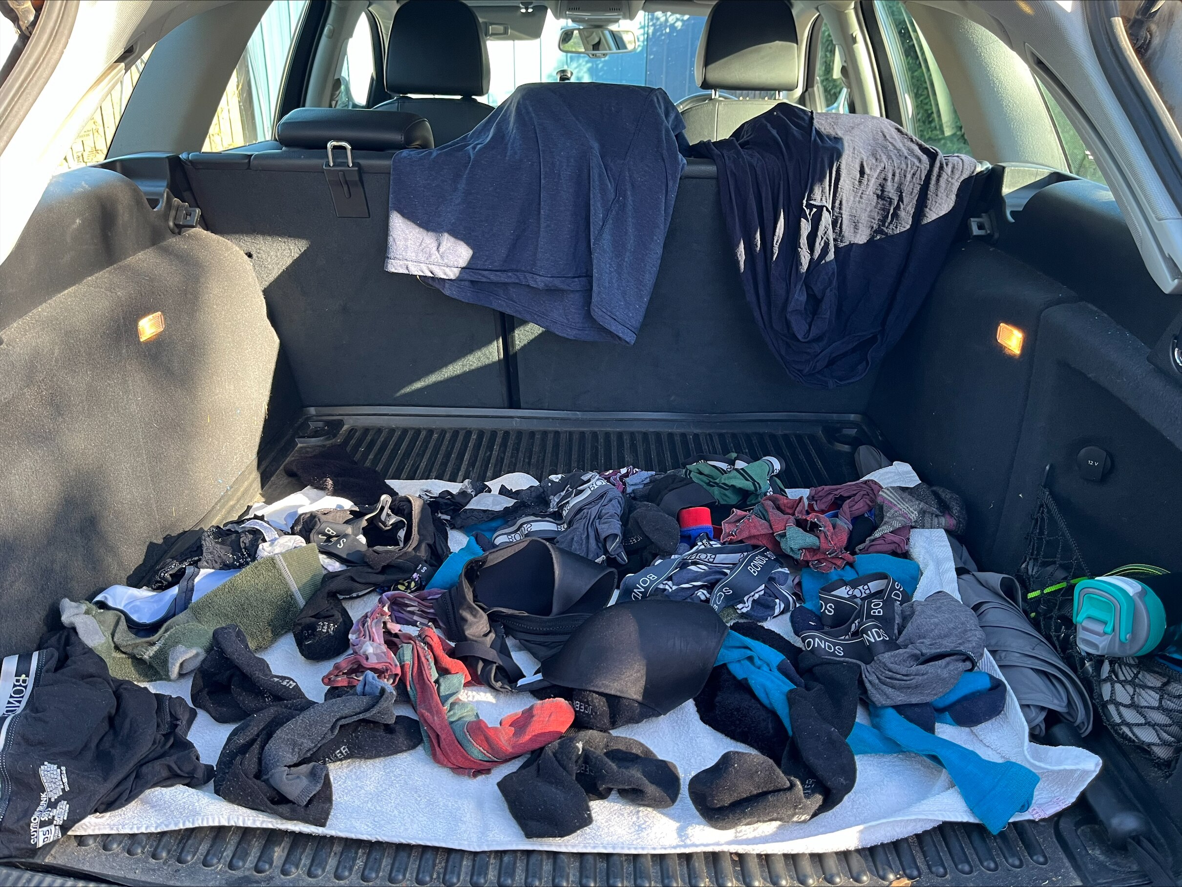 Doing laundry without a dryer? Here's how to speed up the drying ...