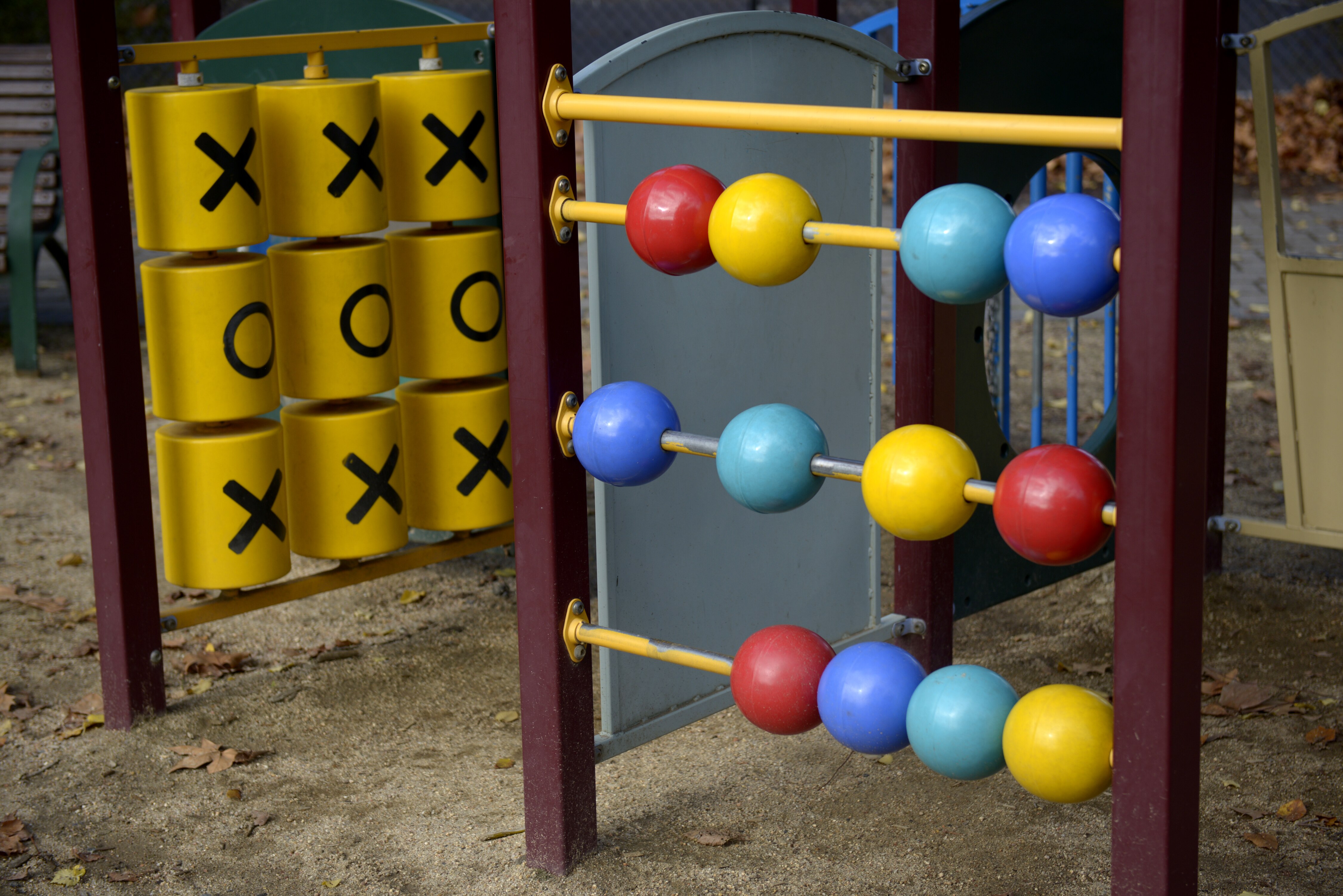 Online safety authority wants YouTube included in social media ban ...