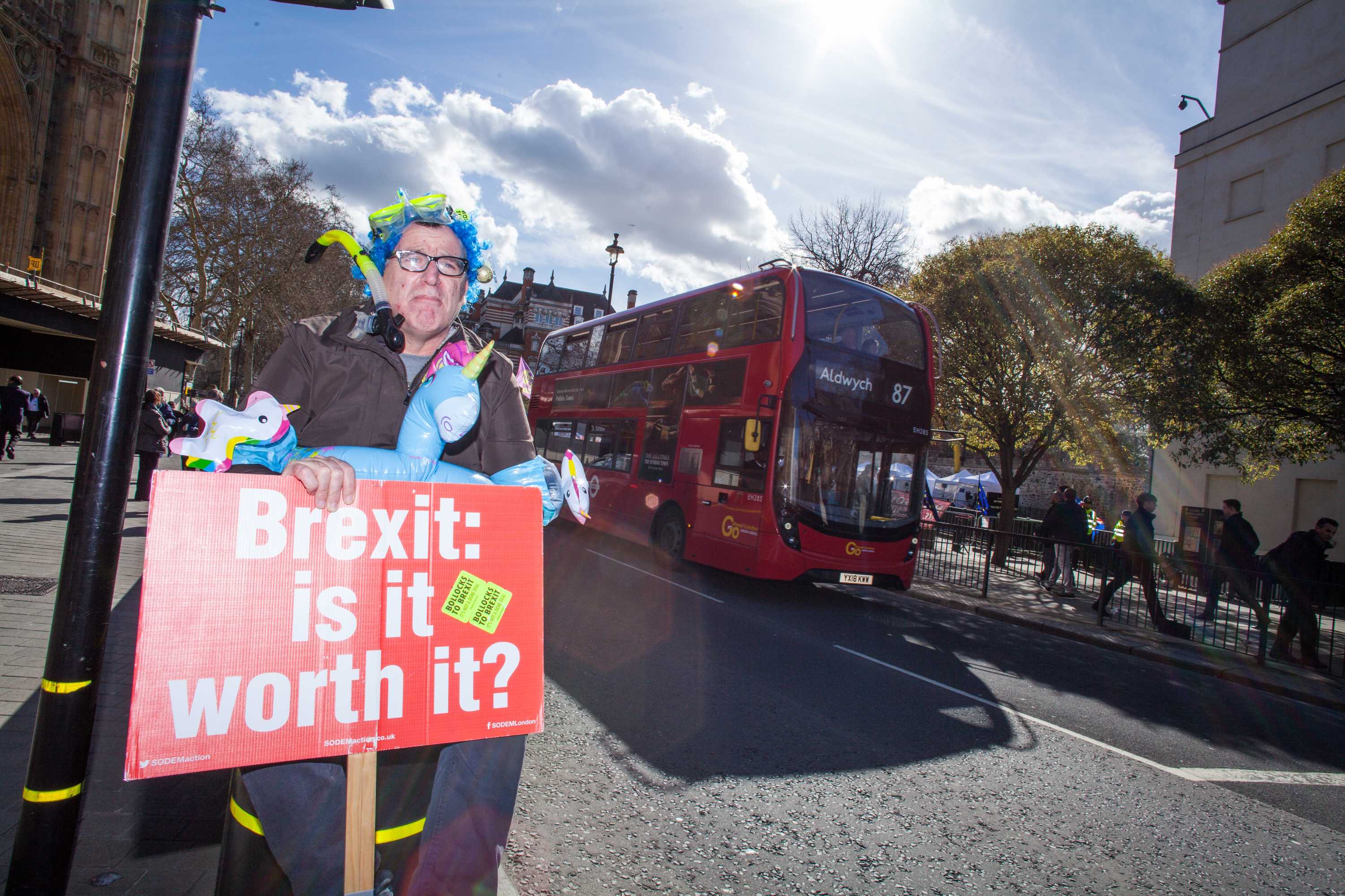 British MPs vote to seek Brexit delay from European Union - ABC News