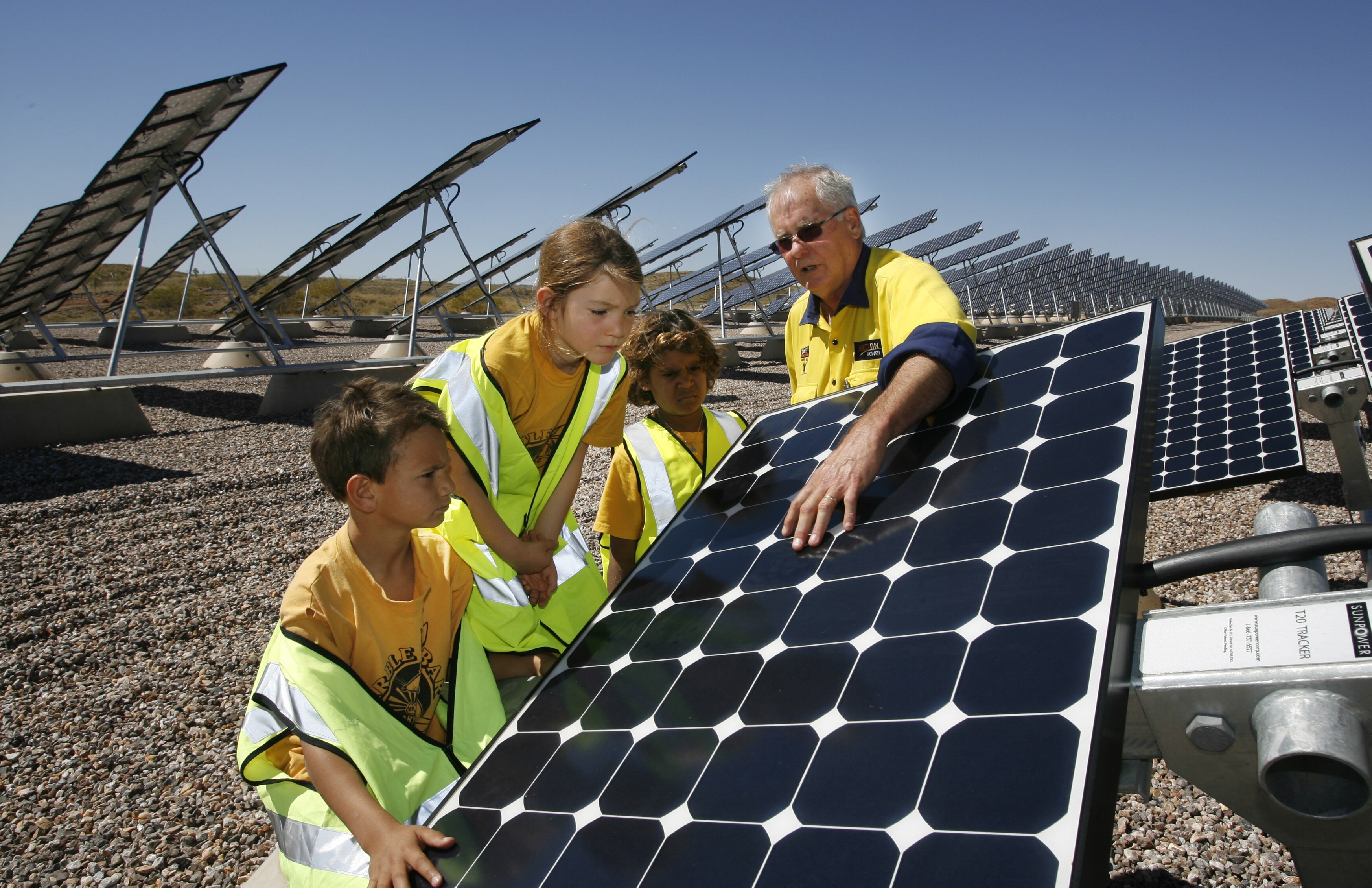 Australia leading world in solar installs: Flannery - ABC News