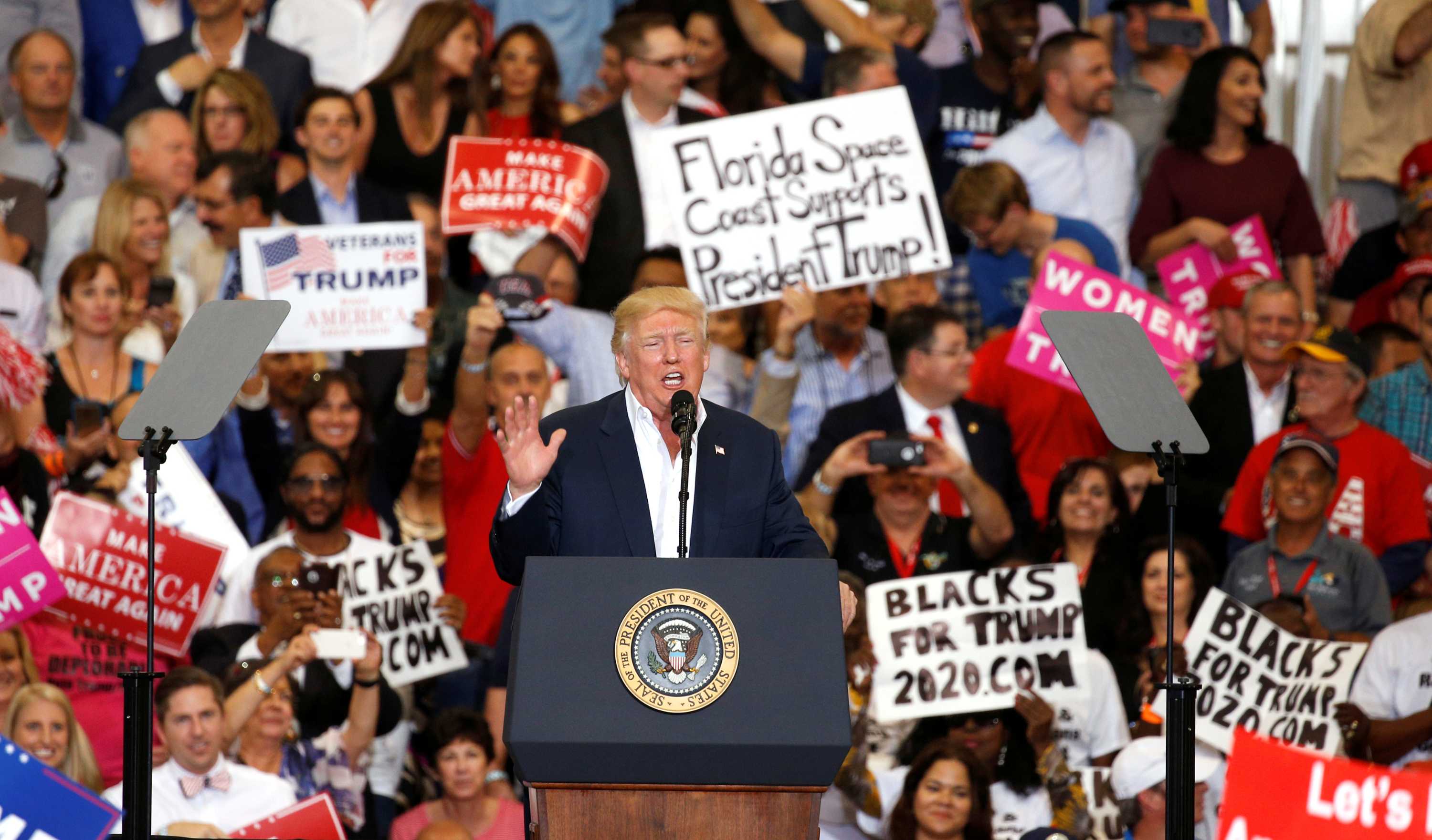 Donald Trump's first rally as US President looked a lot like an ...