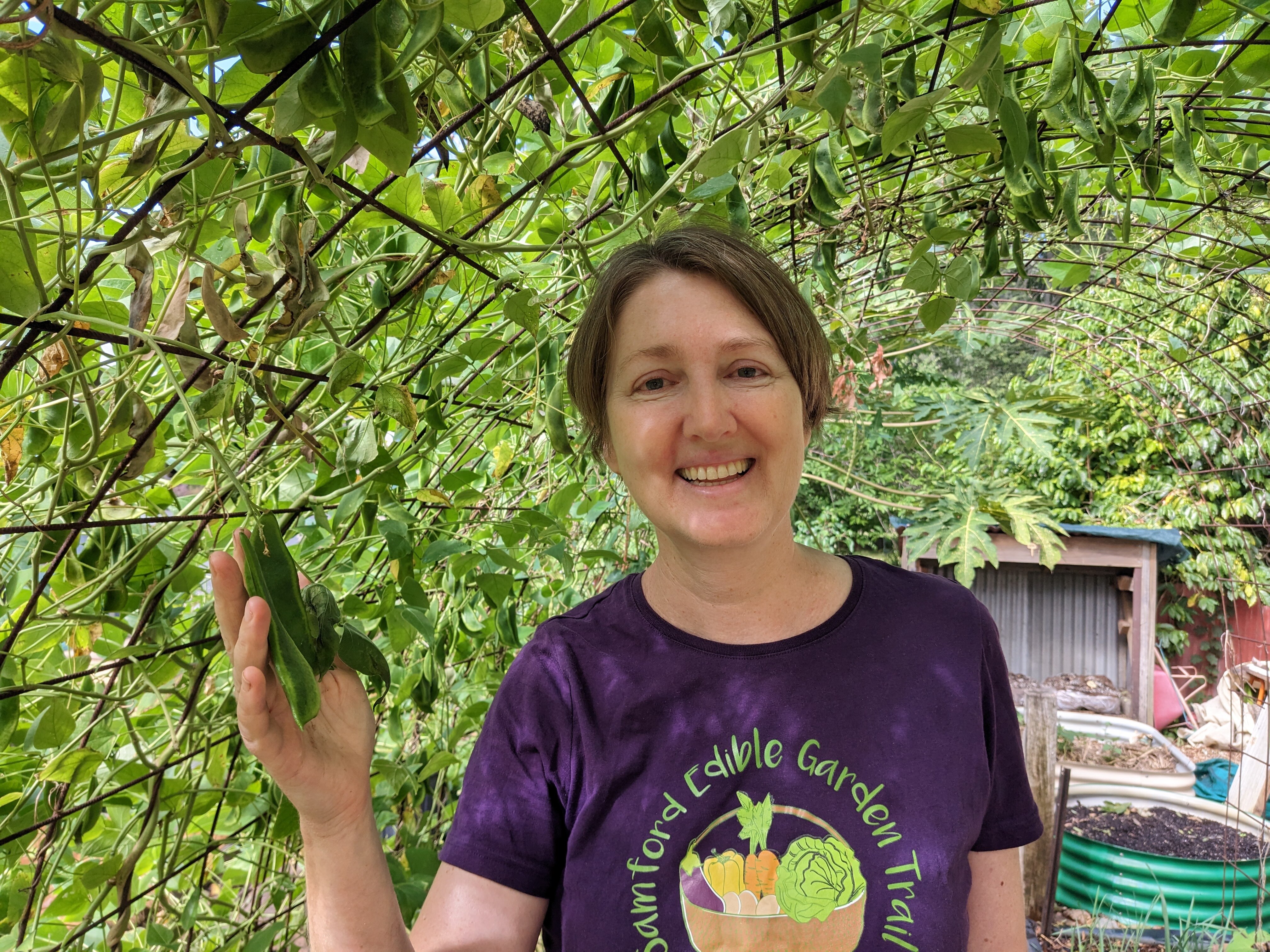 Susanne Engelhard takes Kate on a tour of her edible garden - ABC listen