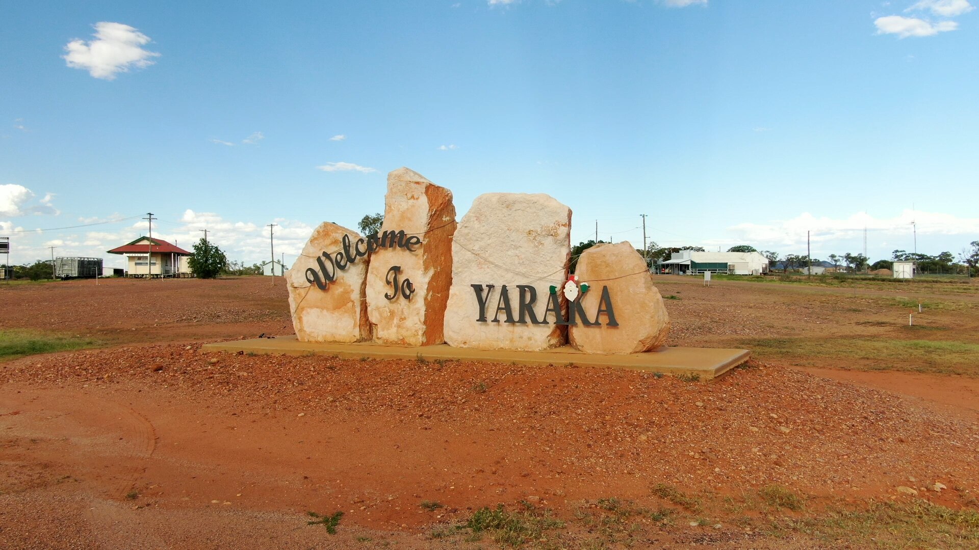 Rural mental health front and centre at Yaraka's outback black-tie ball ...