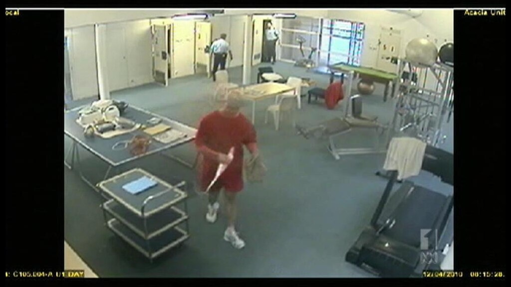 Williams' killer sticks with self defence story - ABC News