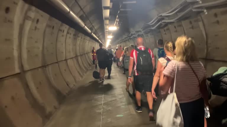 Eurotunnel fault forces train passengers to walk through Getlink ...