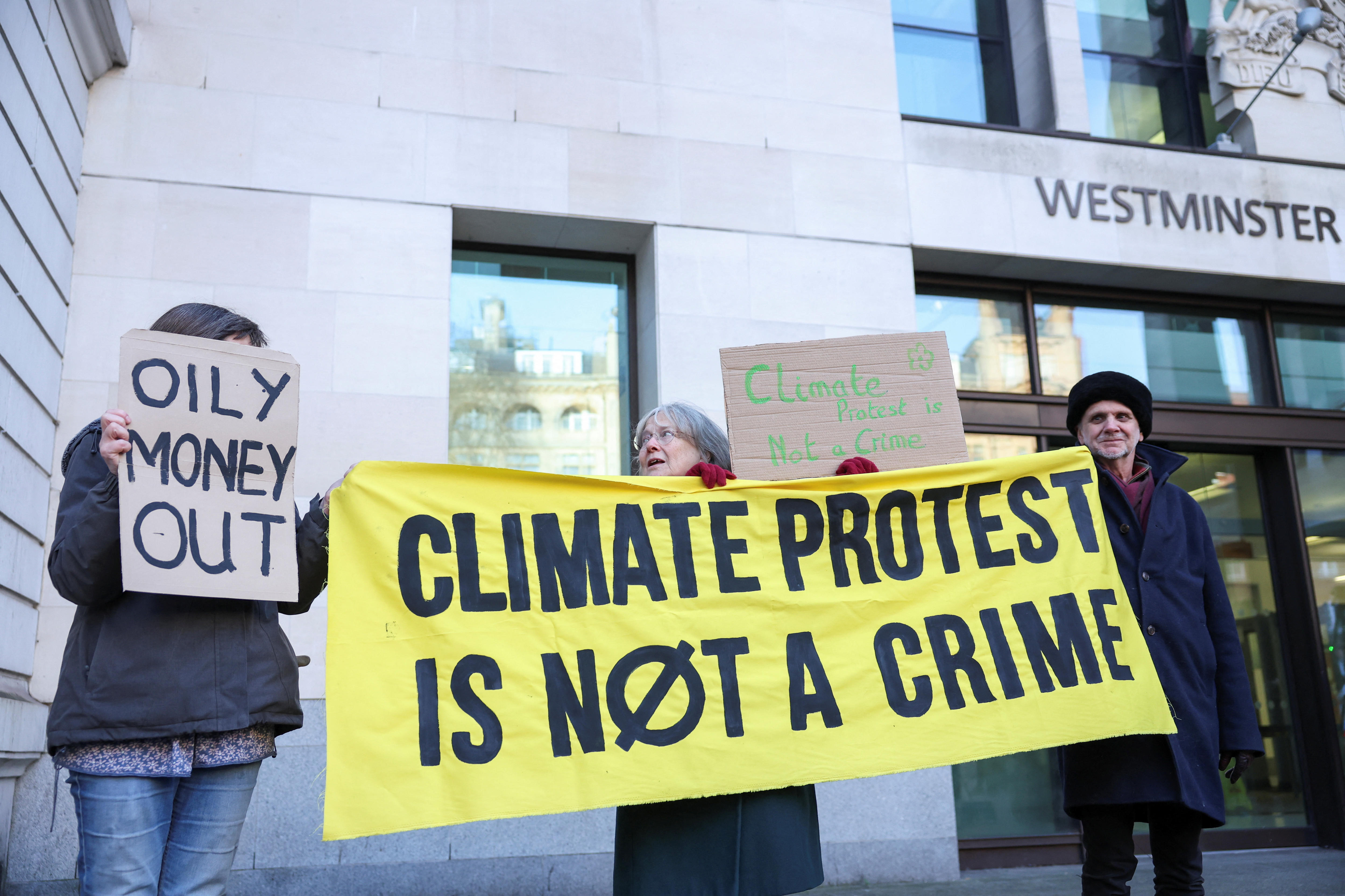 Climate activist Greta Thunberg goes on trial in London for blocking ...