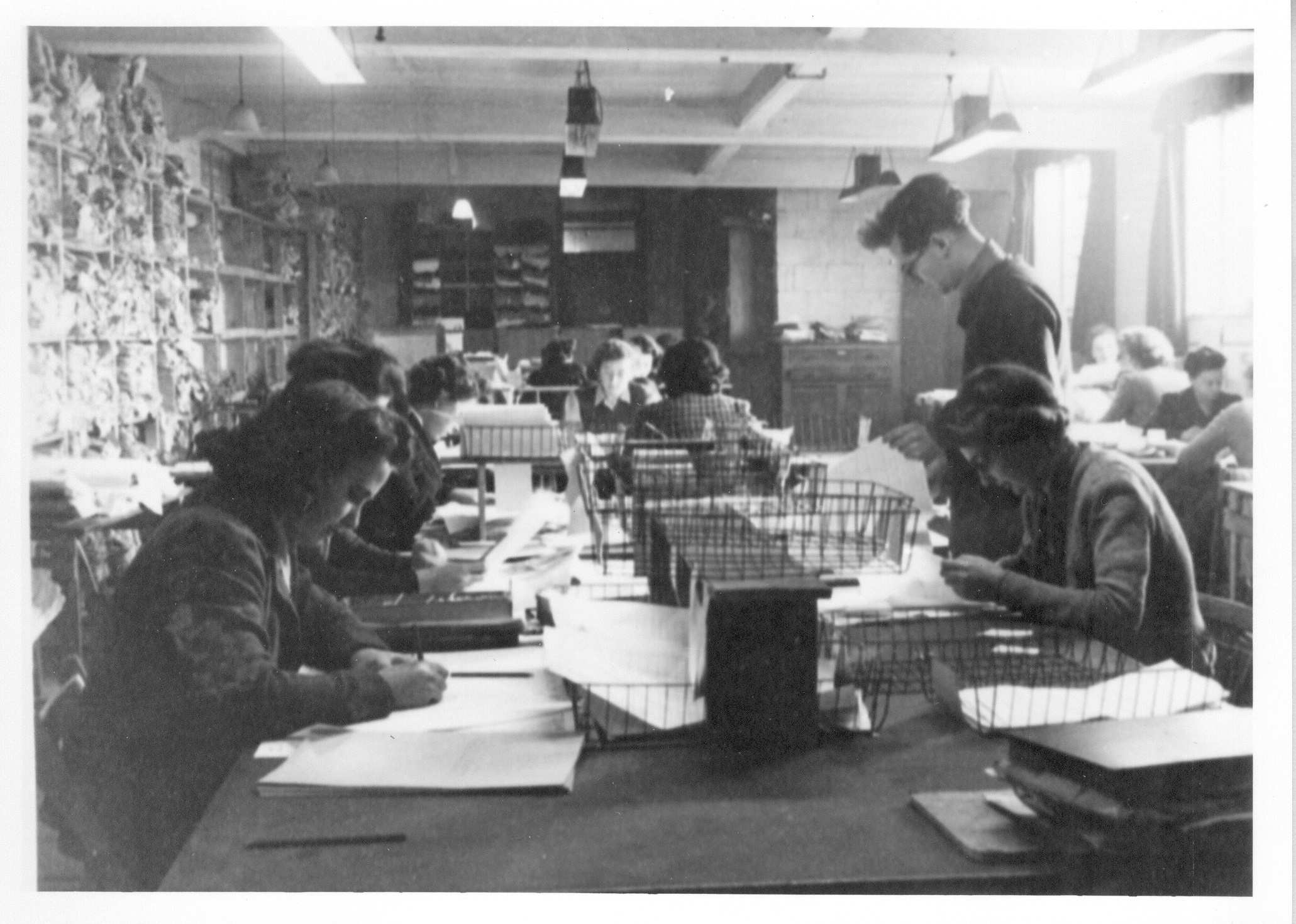 Life inside Bletchley Park: working with the world's first electronic ...