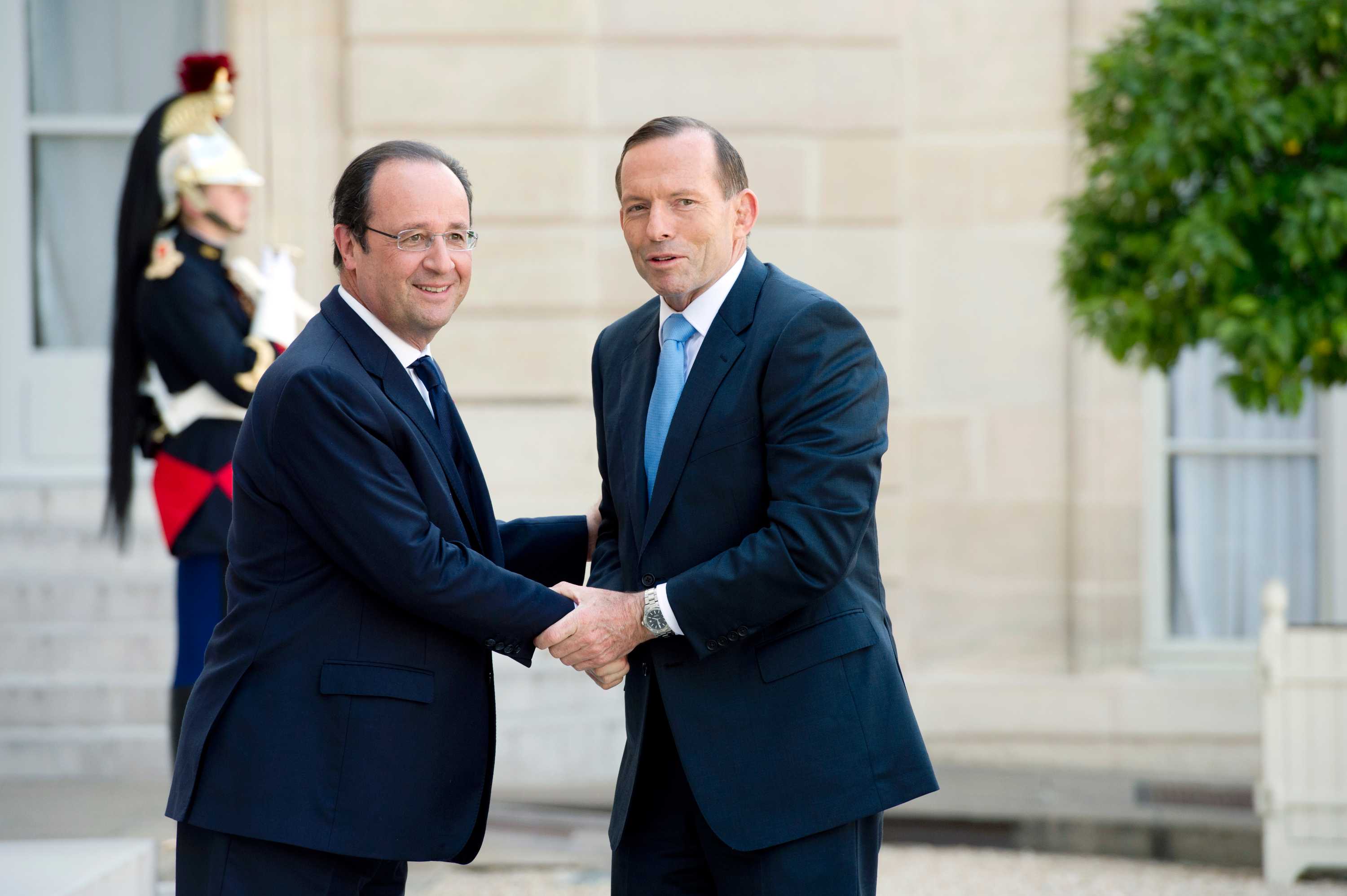 Tony Abbott holds bilateral talks with French president Francois ...