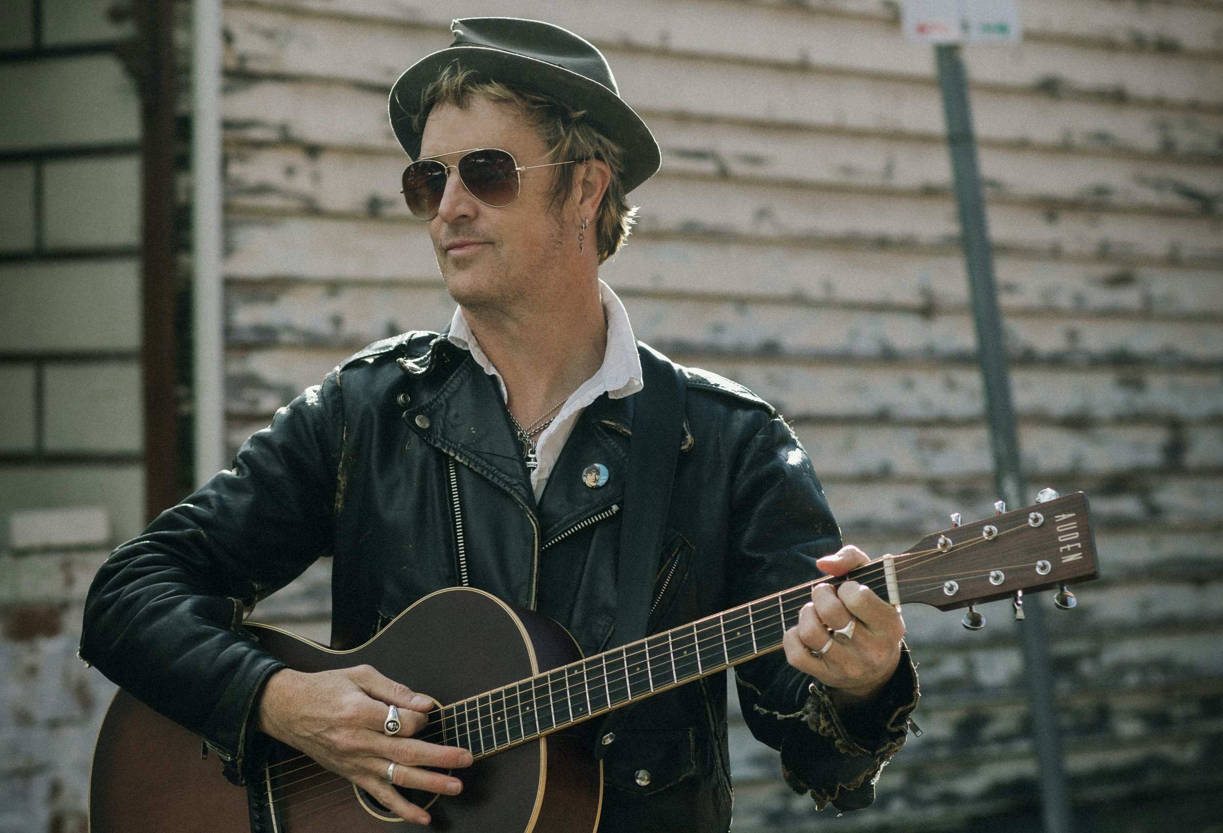 Chris Cheney chats about going country on his new solo album. - Double J