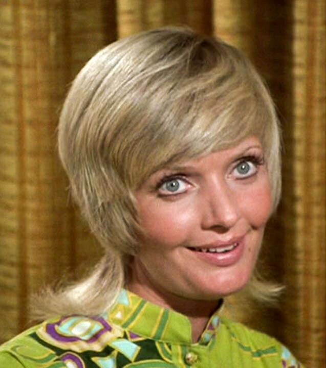 Florence Henderson, TV mum from The Brady Bunch, dies at age 82 - ABC News