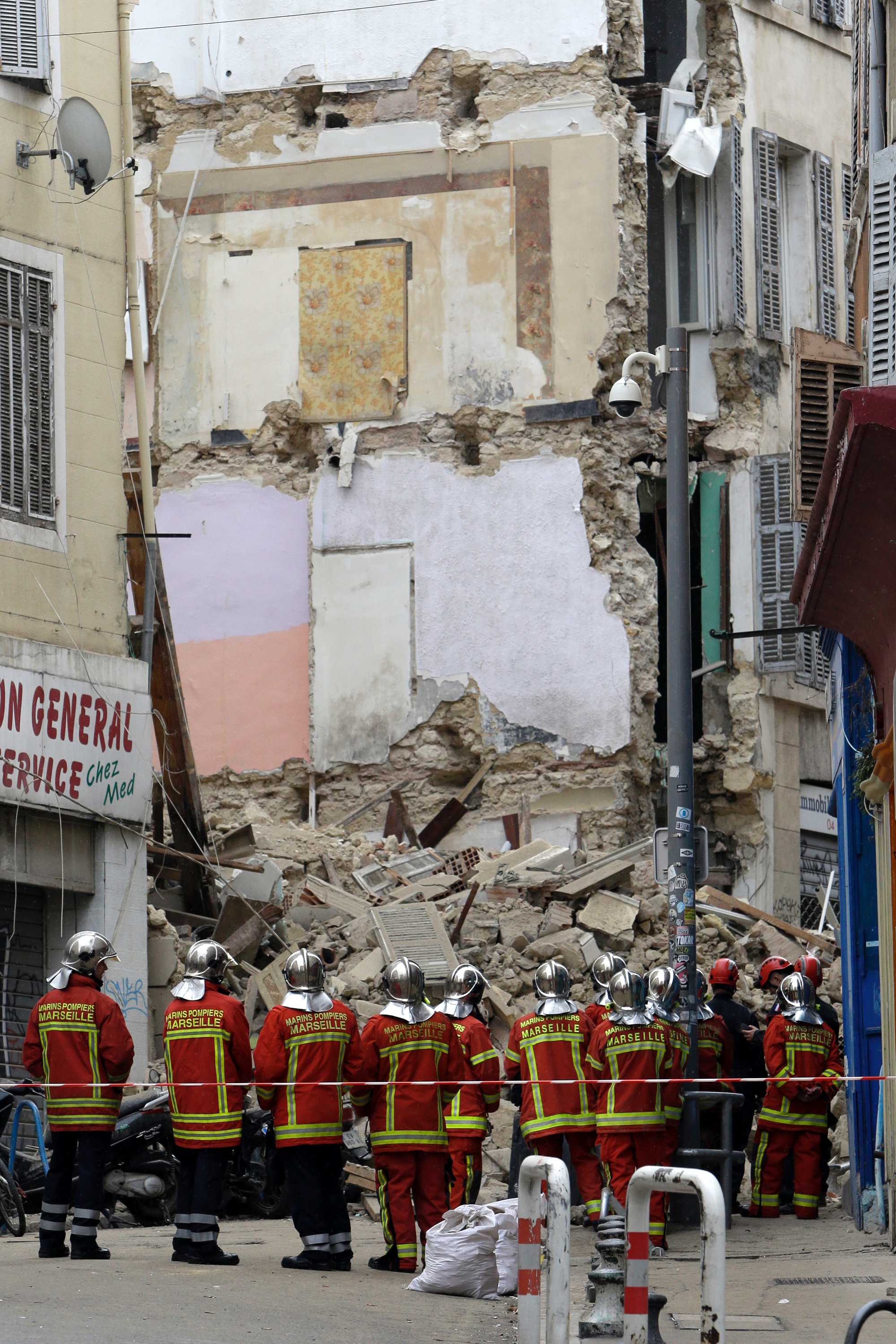 Marseille buildings collapse leaves four people dead, with fears others ...