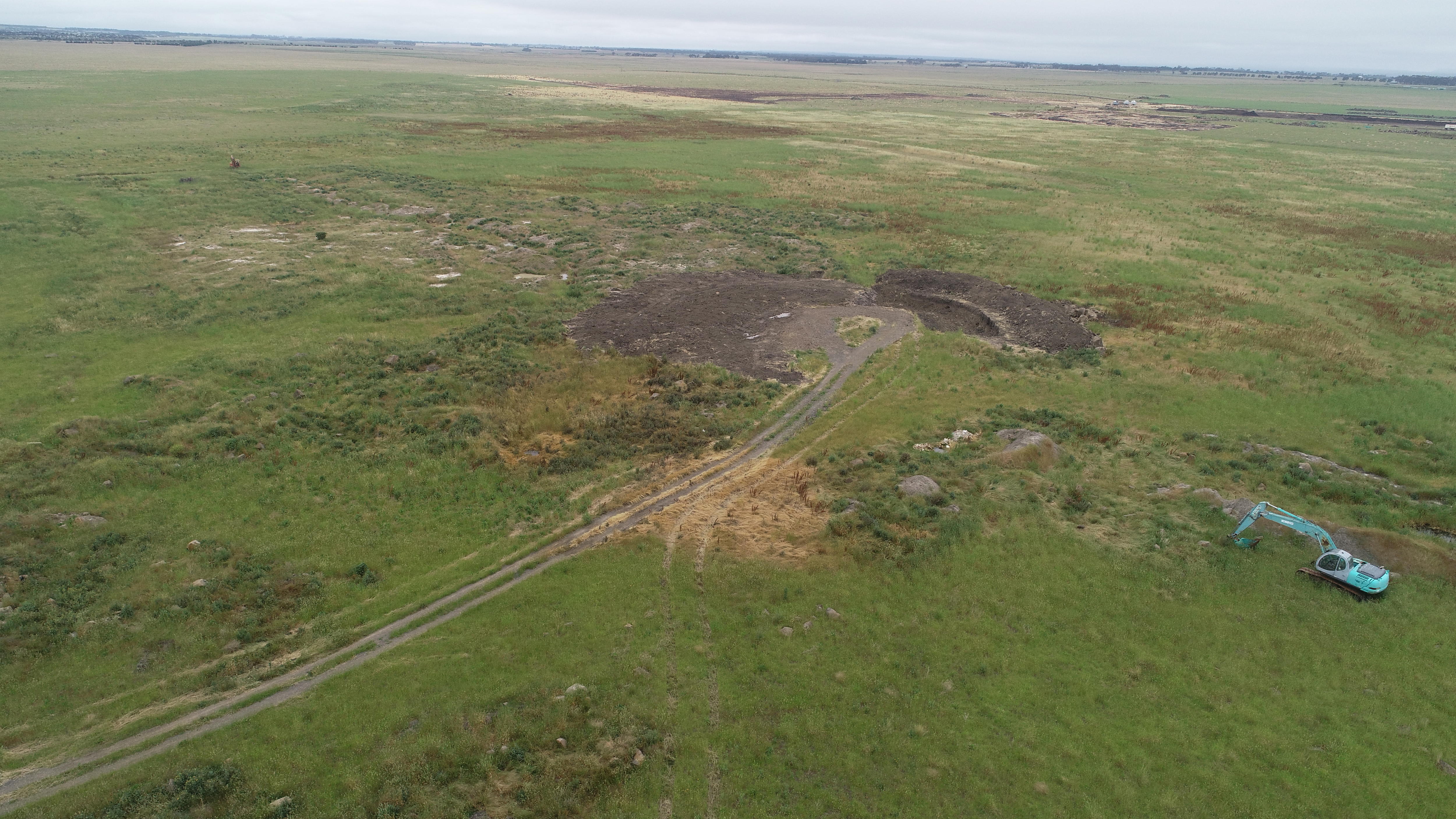 Environment watchdog investigates unlicensed horse burial pit in ...