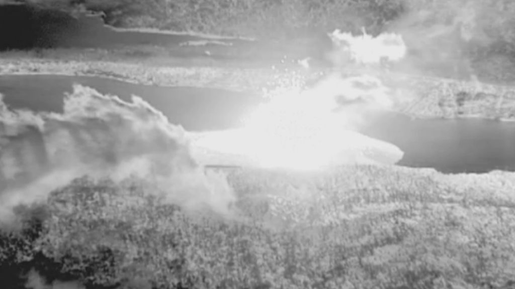 Infrared footage shows Vanuatu's Manaro volcano spewing plumes of ash ...