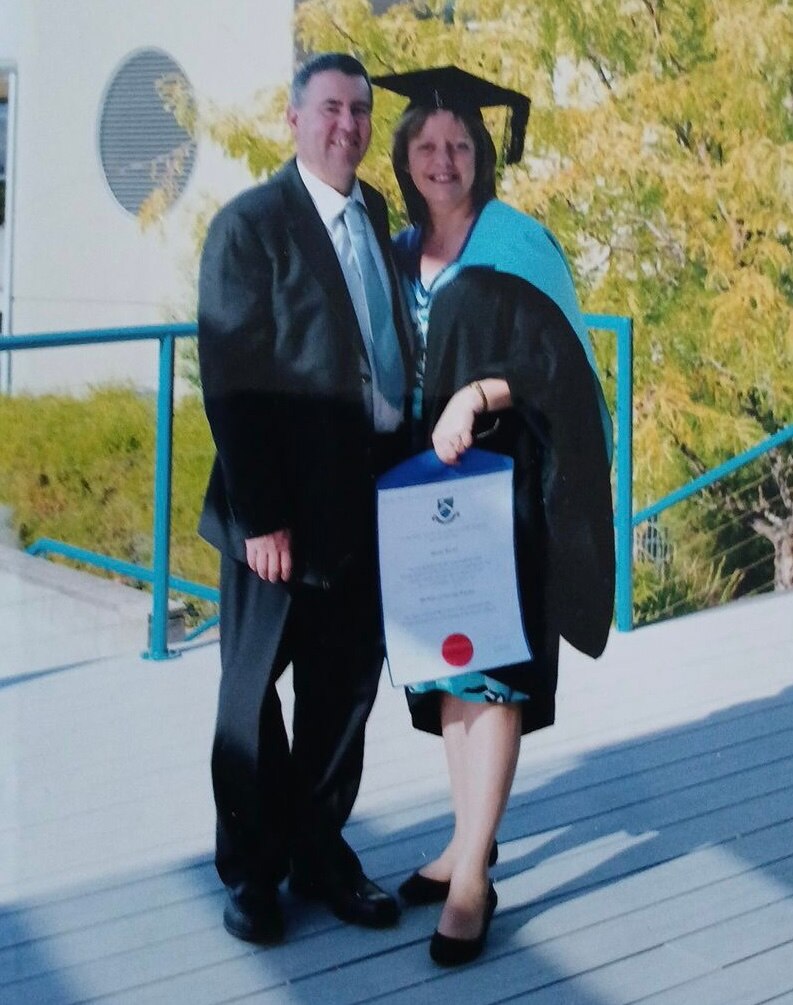 Inside author Kelly Delaney's 14-year marriage to a compulsive gambler ...