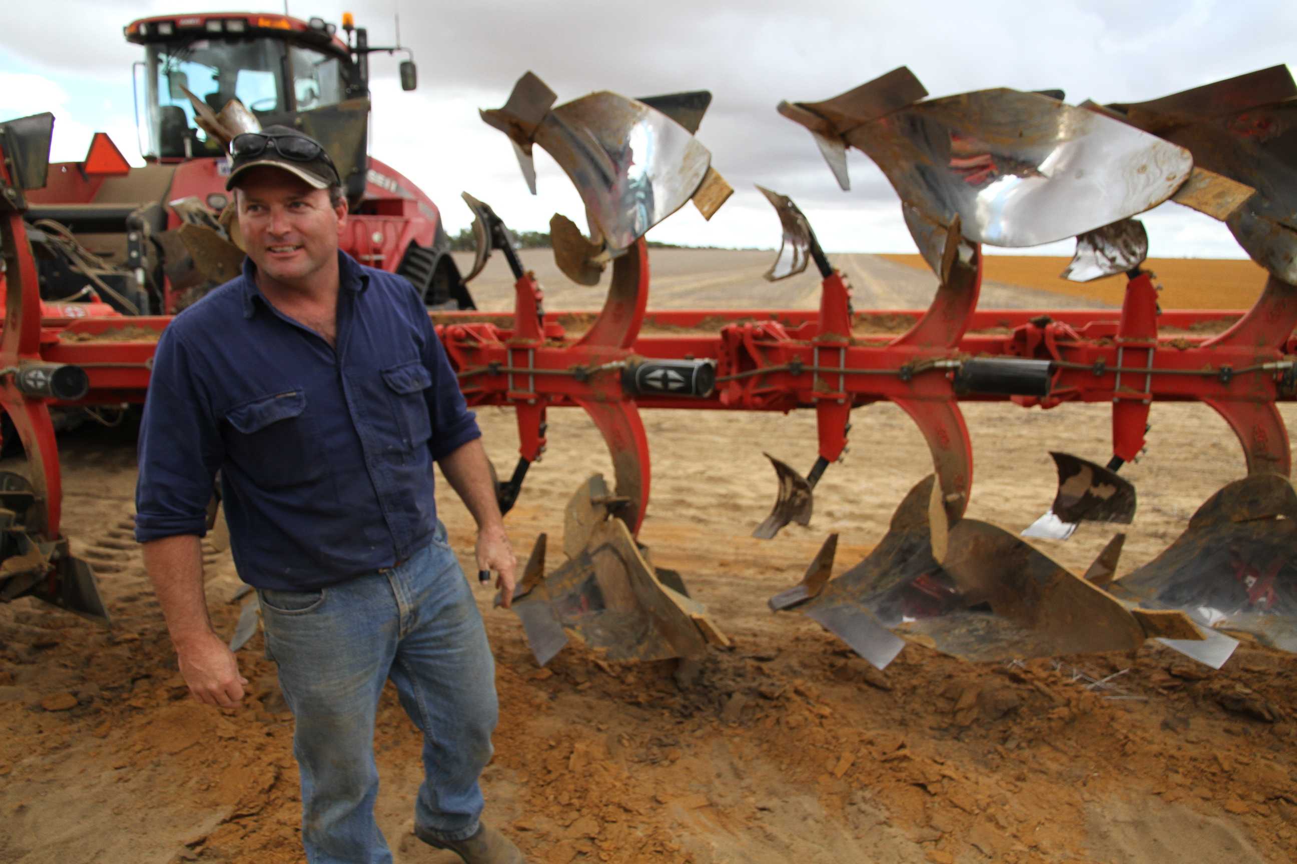 Mouldboard plough makes a modern comeback - ABC News