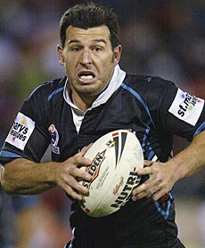 Gower apologises to Pearces - ABC News