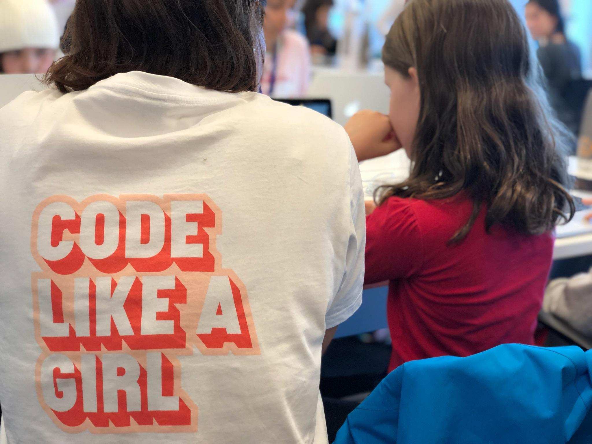 Code camp encouraging girls to pursue their tech goals - ABC Radio