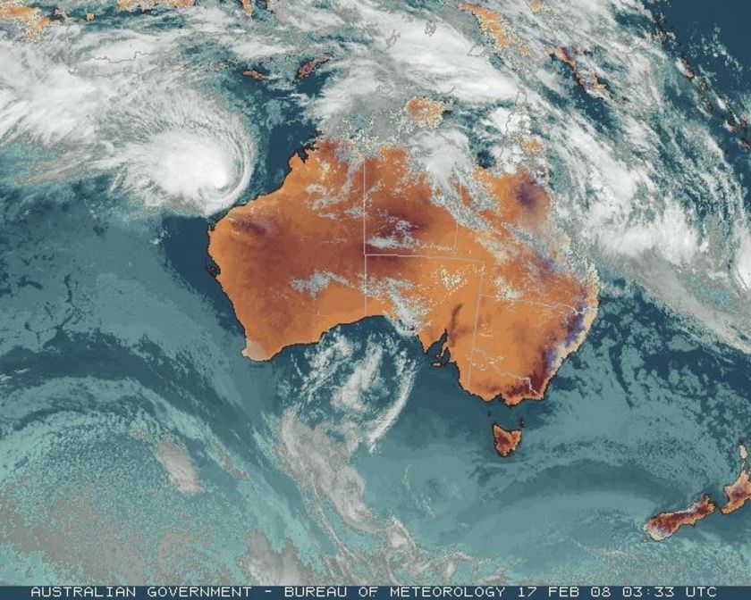 North WA braces for Cyclone Nicholas - ABC News