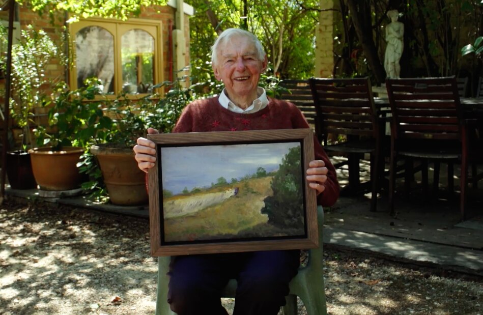 Castlemaine artist Brian Heydon, 96, holds first solo exhibition - ABC News