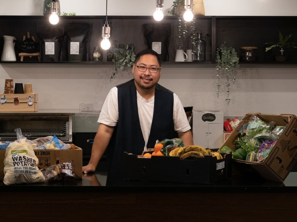 Meet the dentist making sure Brisbane's students had enough to eat ...