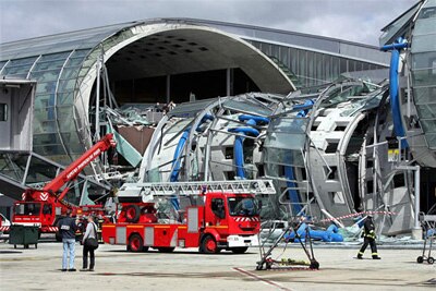 Airport collapse sparks homicide investigation - ABC News
