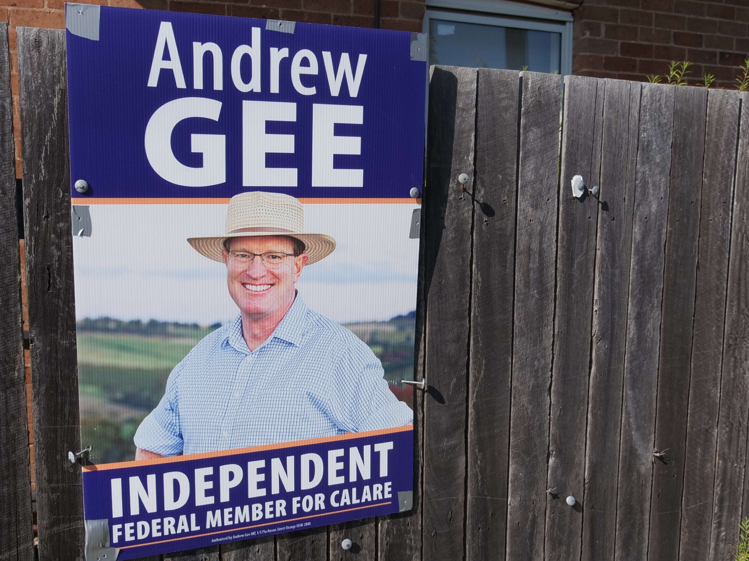 Allegations of assault and theft amid federal election battle for seat ...