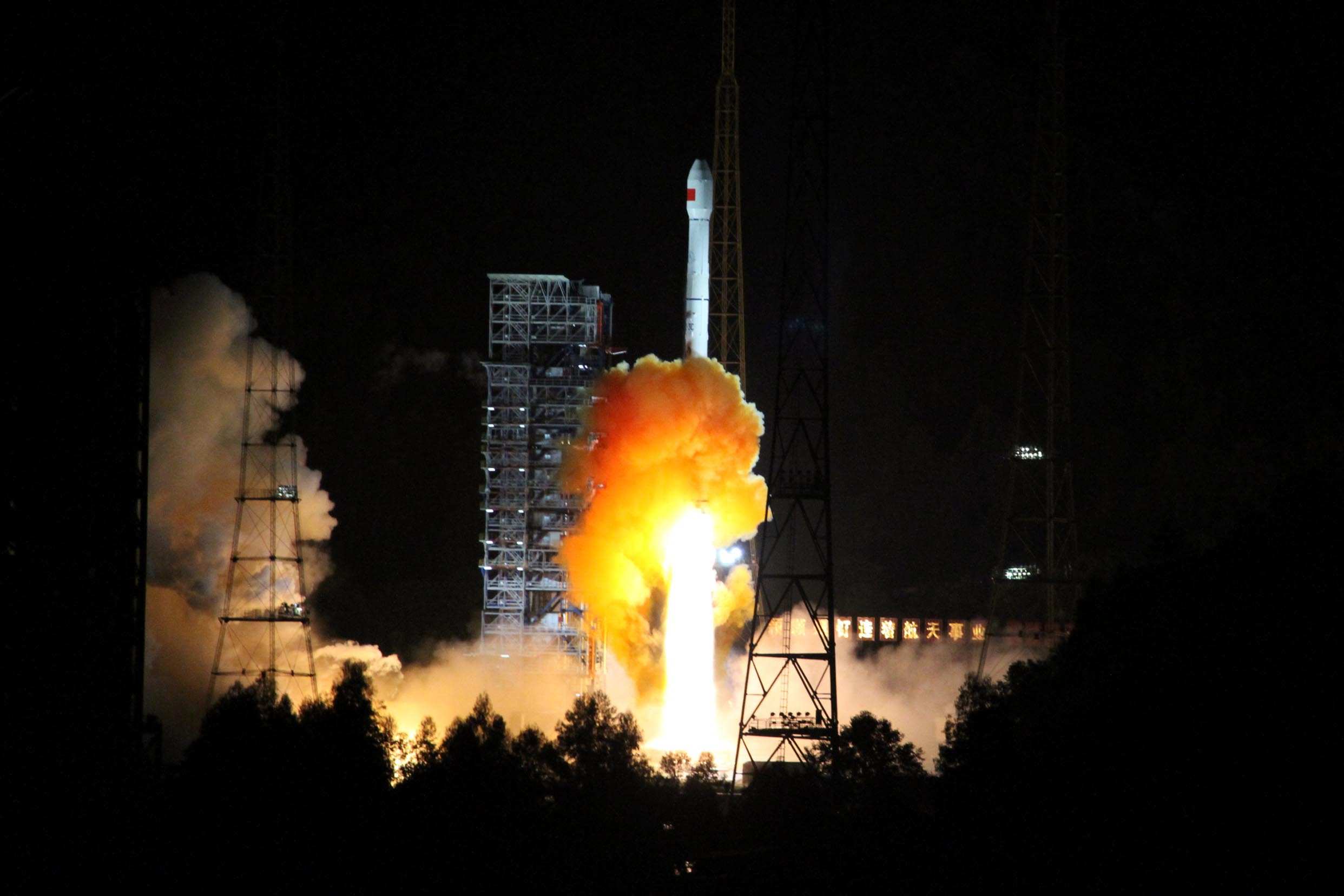 China space mission hints at future plans for manned mission to the ...