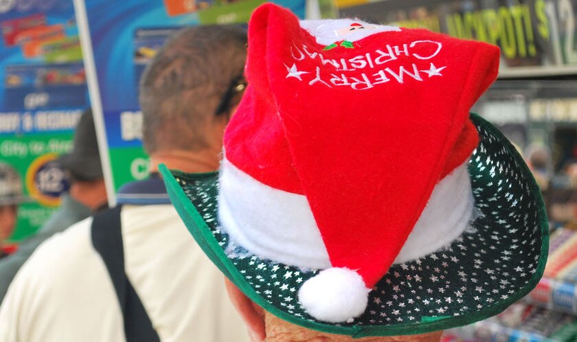 Store Santa on indecent assault charge - ABC News