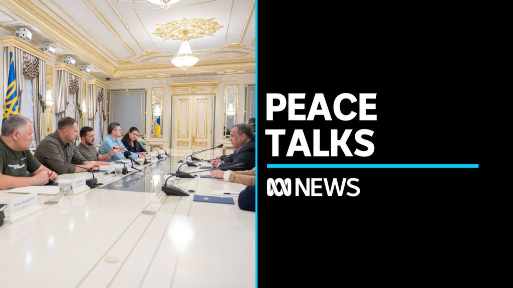 Street artists Drapl and The Zookeeper tackle a 'rural mural' in ...