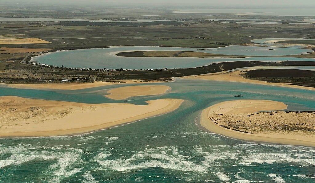Five places that mark Australia's extreme geological past - ABC News