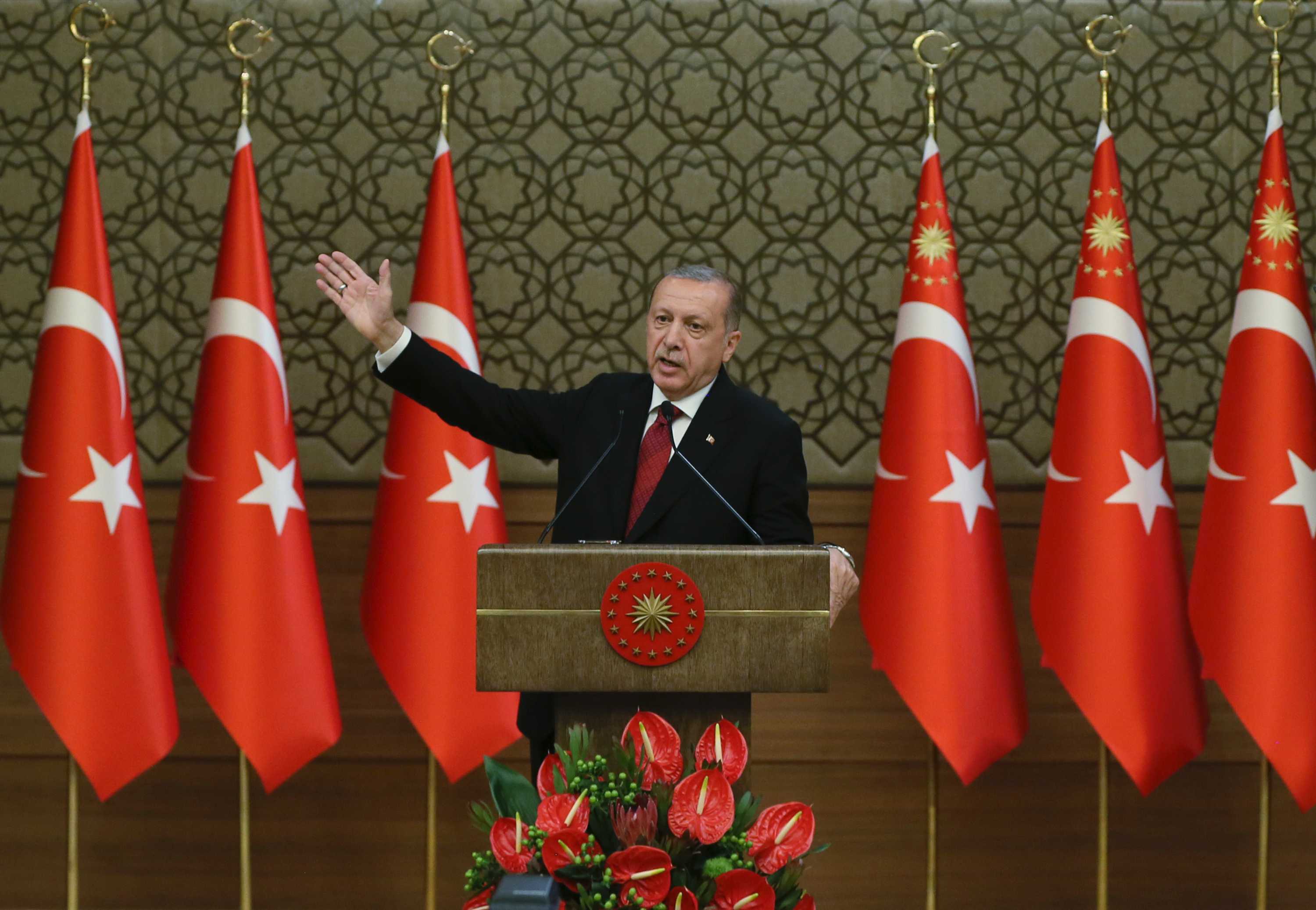Turkey's Tayyip Erdogan sworn in as executive president, names son-in ...