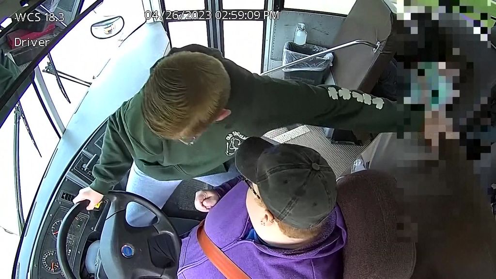Seventh-grade boy stops uncontrolled school bus after driver faints ...