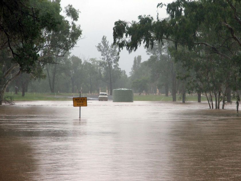 Flooding prompt call for second levee - ABC News