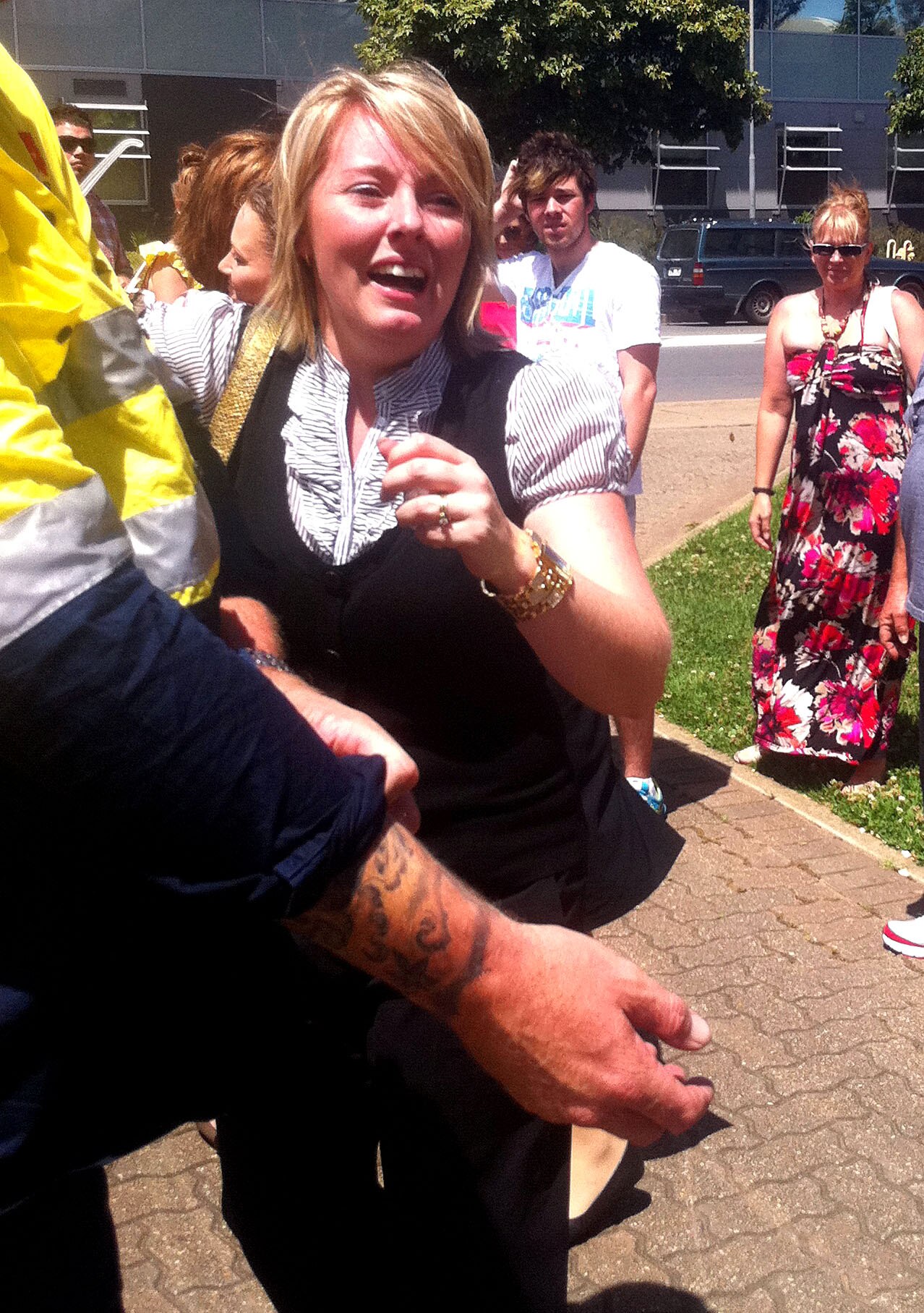 Teenager admits to family triple murder - ABC News