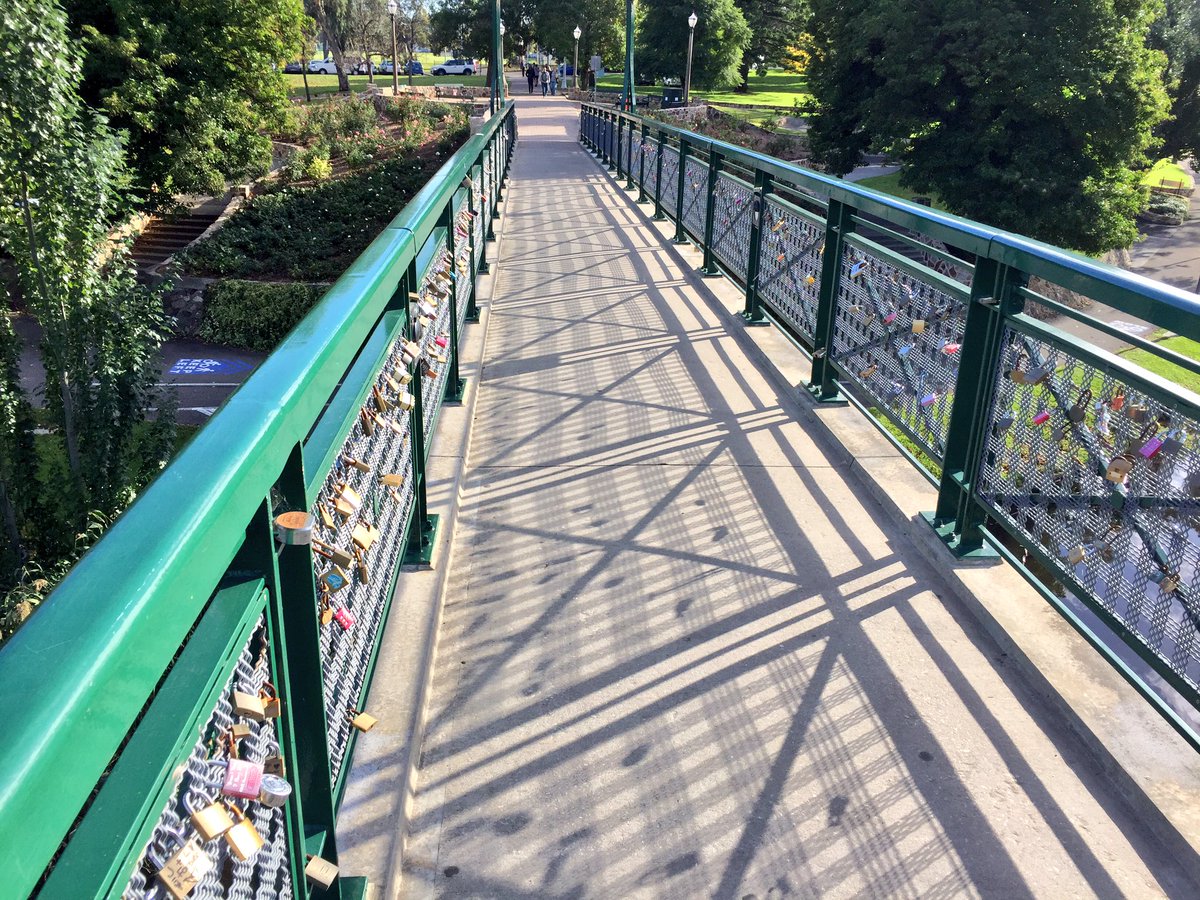 A novel way of crossing Adelaide Uni's footbridge - ABC listen