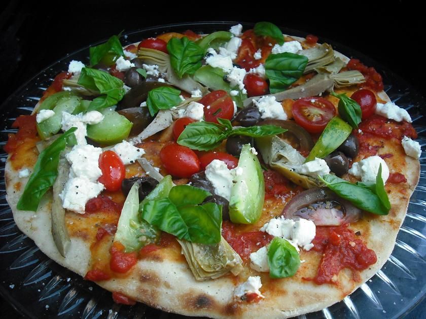 Buffalo mozzarella, prosciutto and fig pizza - ABC News