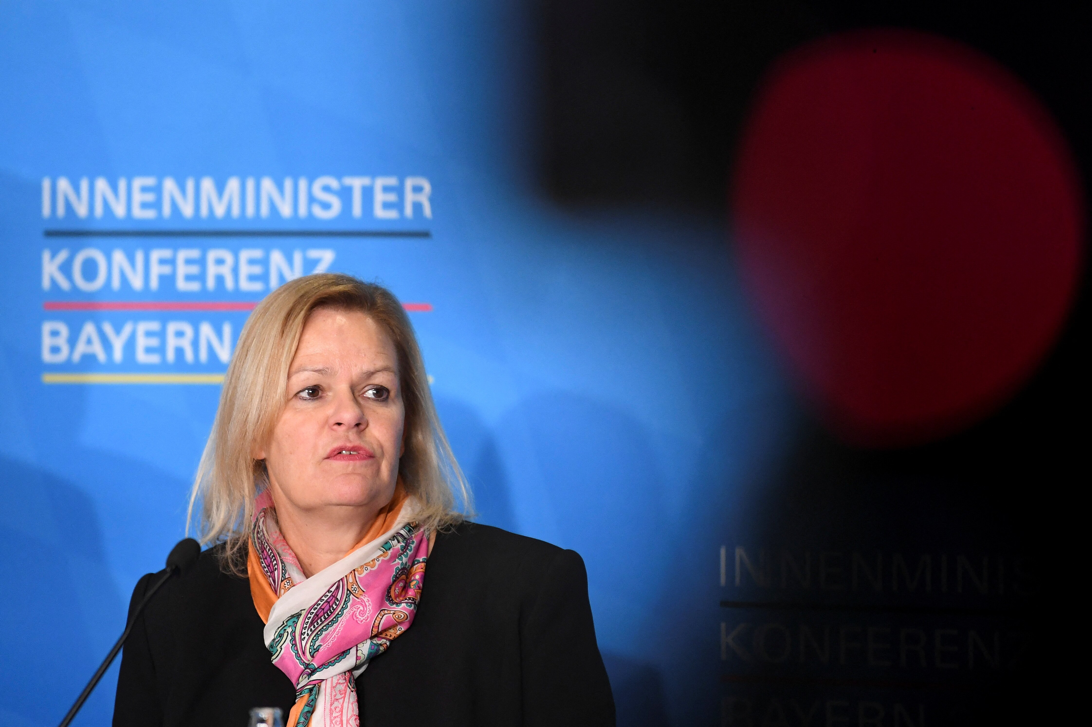 German police arrest suspected members of far-right extremist group ...