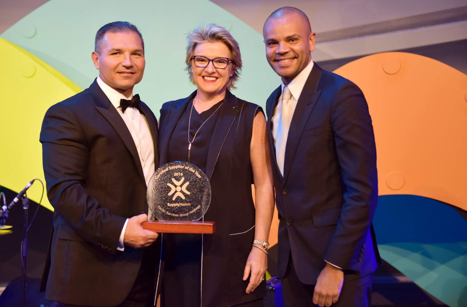 Indigenous entrepreneurs tackle community joblessness - ABC News