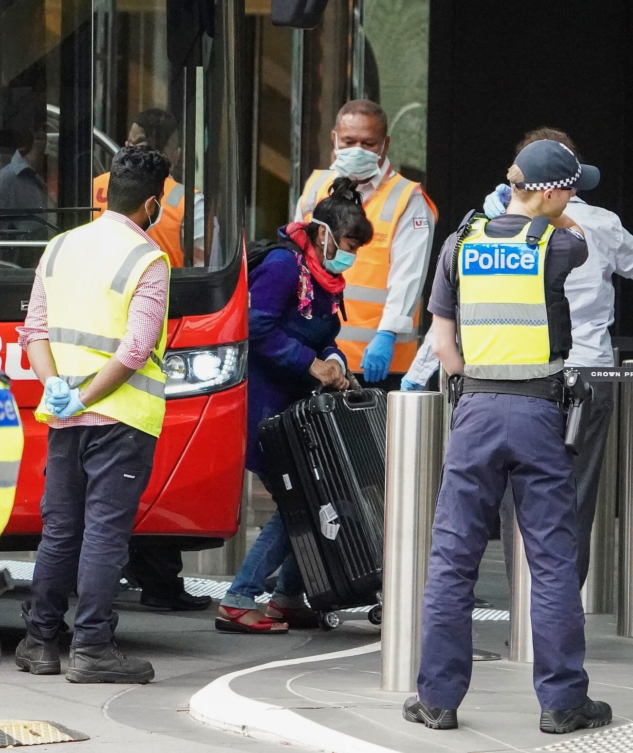 Hotel quarantine review recommends new options as Australia opens to ...