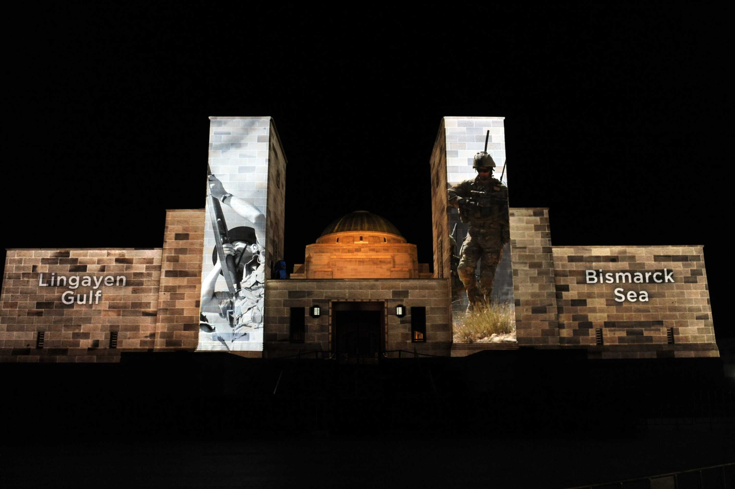 Thousands mark Anzac Day in Canberra - ABC News