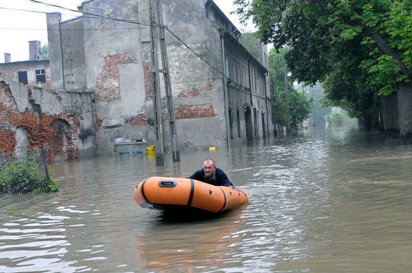 PM says deadly floods are Poland's worst ever - ABC News