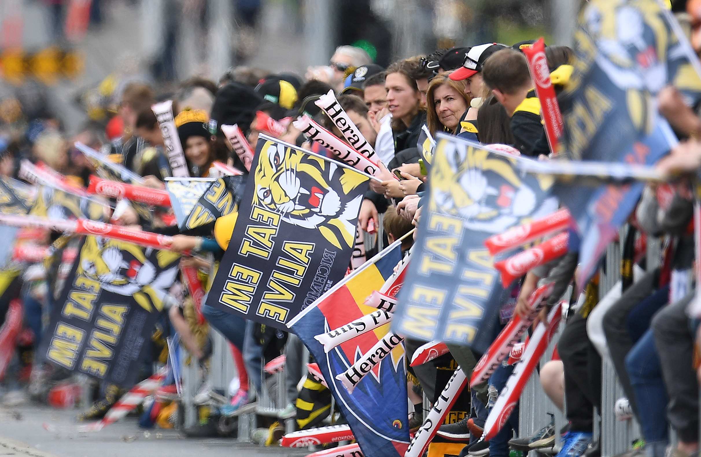 AFL grand final parade draws thousands of Richmond Tigers, Adelaide ...