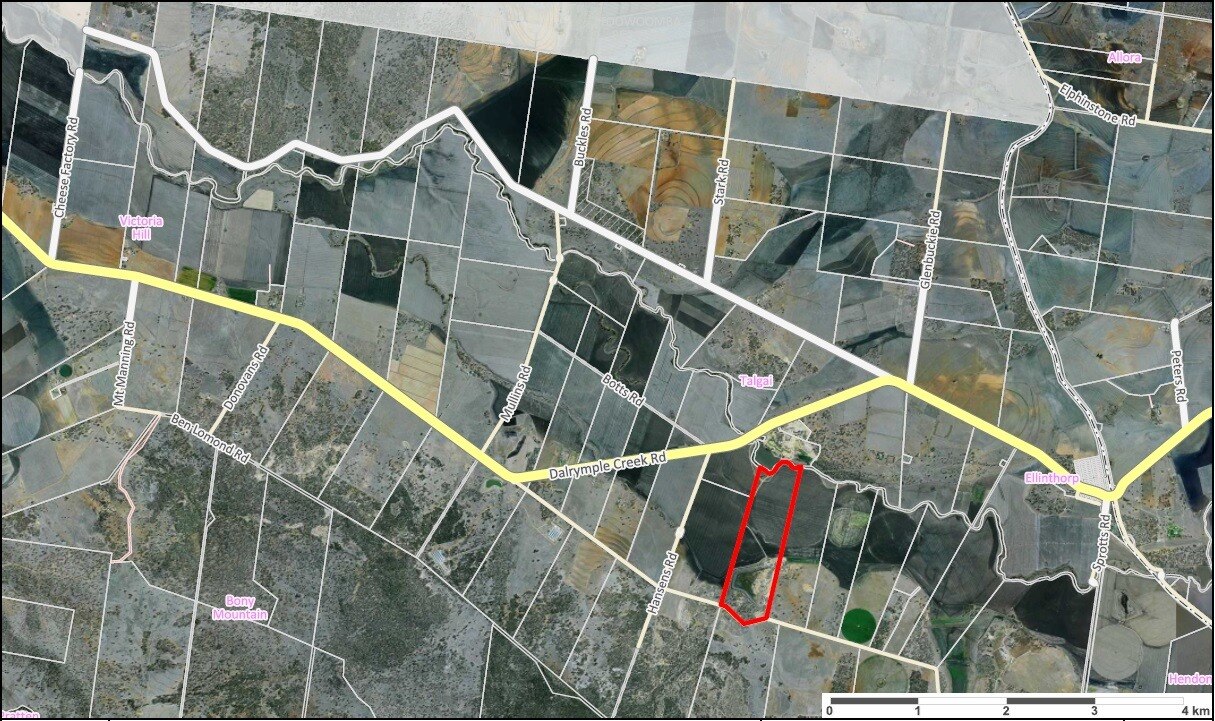 Hole in Queensland dam sparks evacuations at Talgai - ABC News