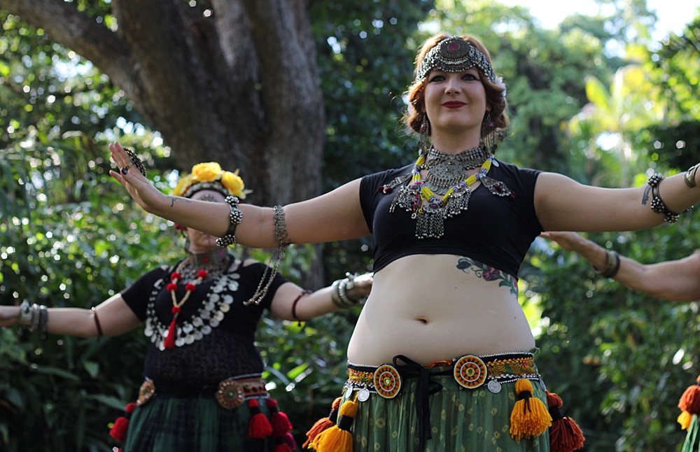 Syrian refugees to benefit as North Queensland belly dancers shake it ...