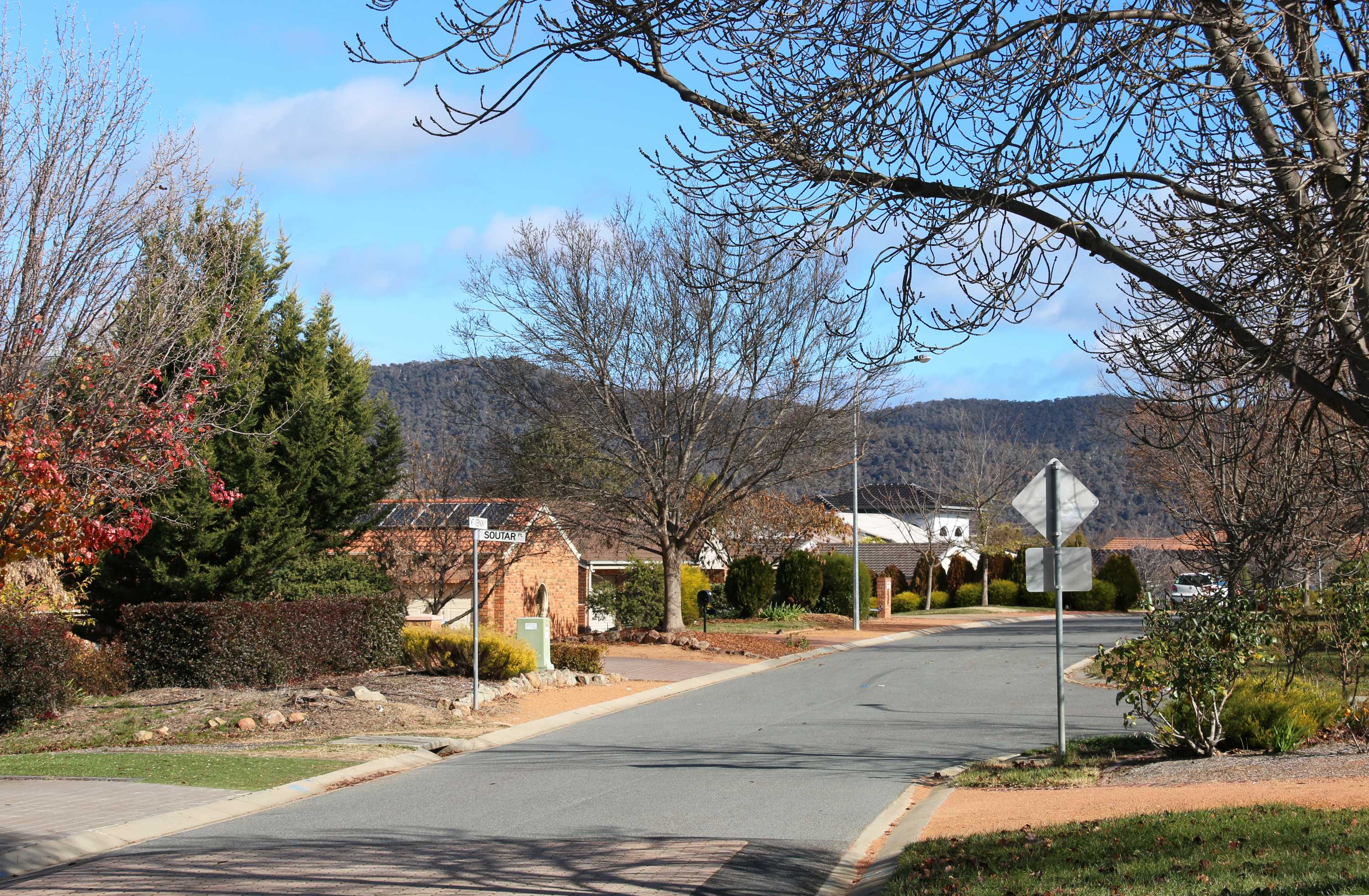 Is Kambah the biggest suburb in Australia? - ABC News
