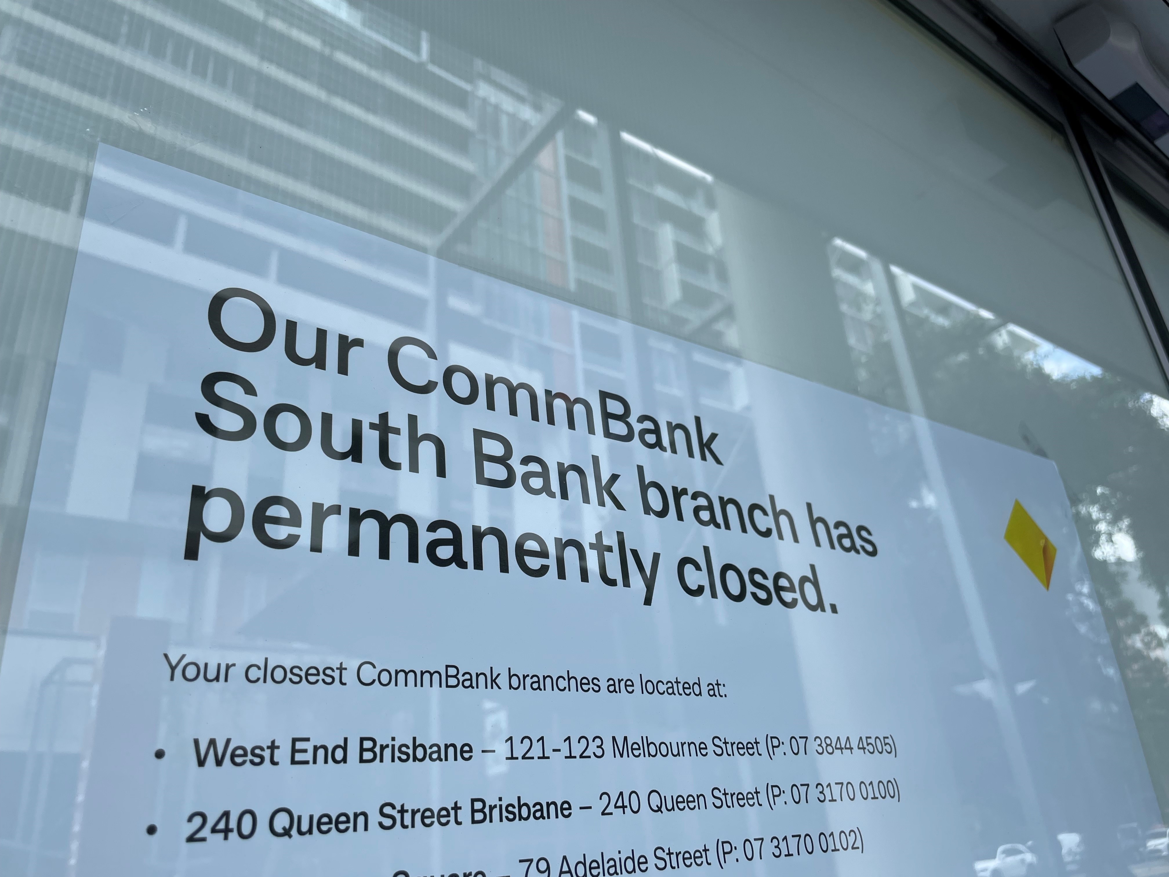 Australian banks close hundreds of branches and ATMs as services move ...