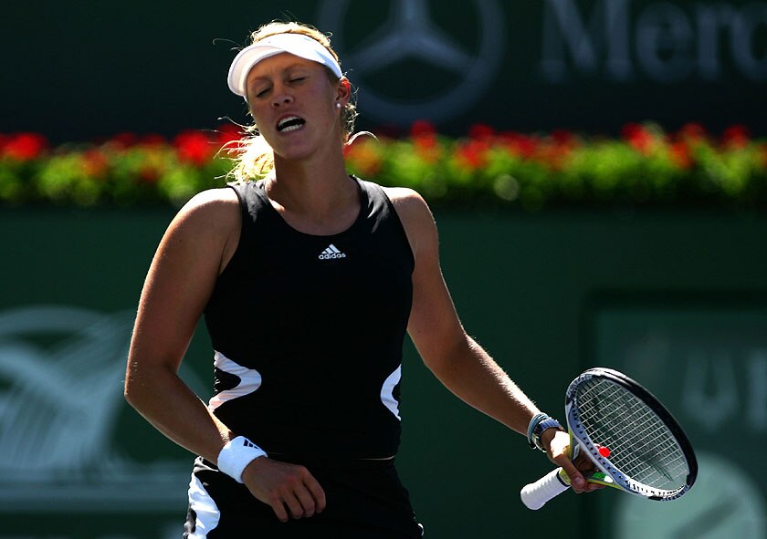 Molik bows out in Paris - ABC News