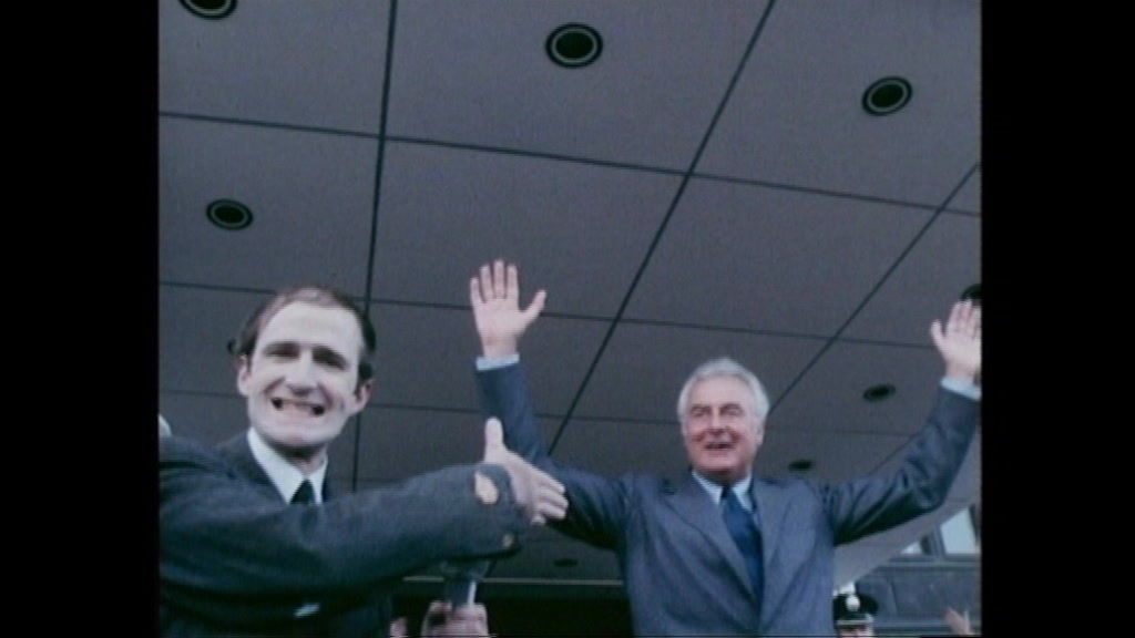 Norman Gunston at Whitlam's dismissal - ABC News