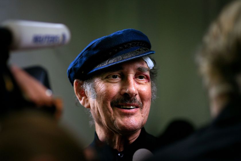 British playwright Pinter dead at 78, wife tells paper - ABC News